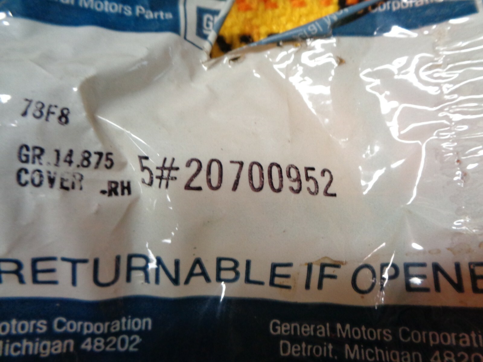 NOS GM 20700952 RIGHT HAND SIDE SEAT BELT COVER 87 THRU 91 | eBay