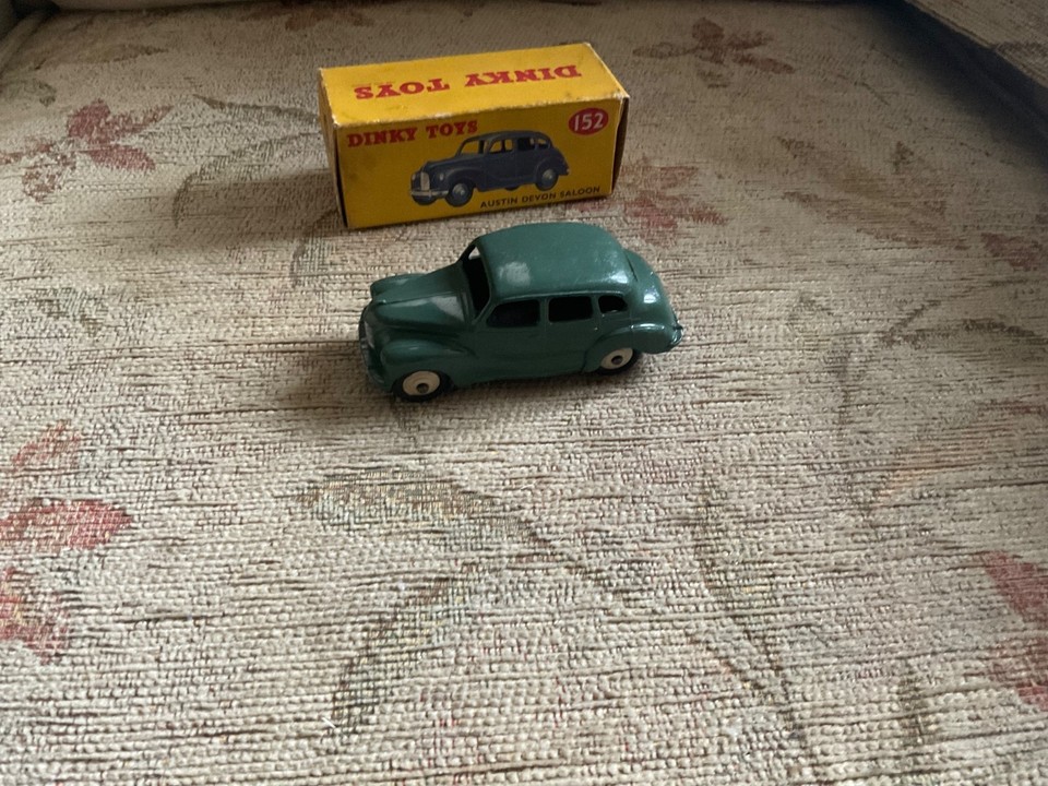 DINKY 152 AUSTIN DEVON sALOON 9.5 with good box | eBay UK