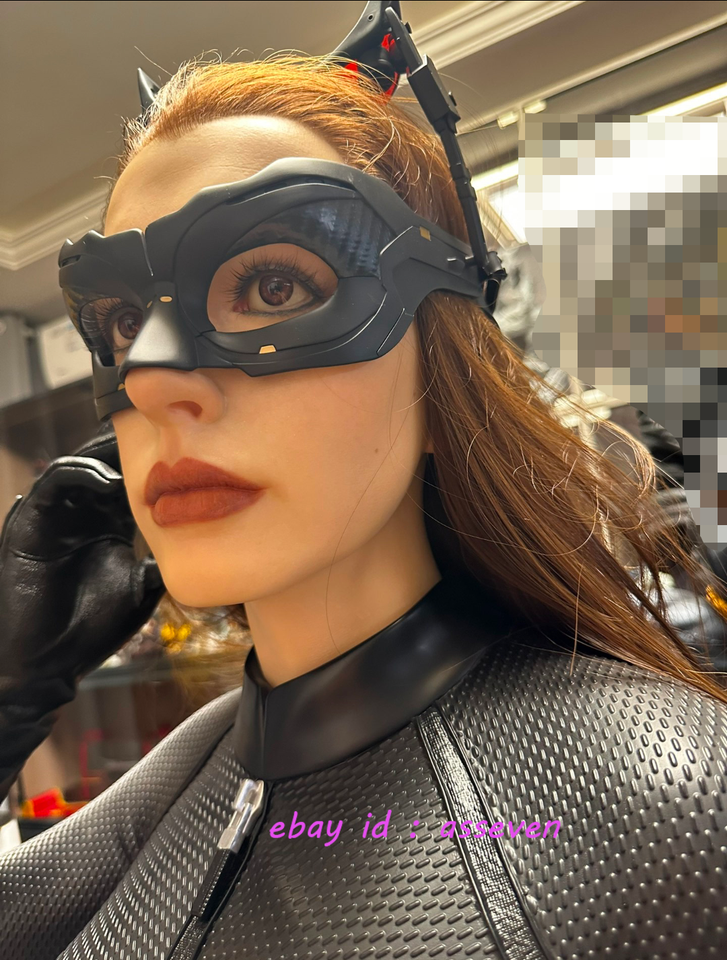 Infinity Studio 1/1 Catwoman Anne Hathaway Bust Limited Statue In Stock ...