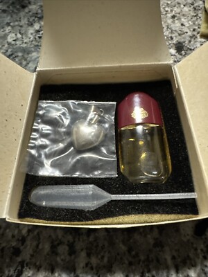 Avon Vintage 1997 Sterling Silver Amari Perfume Flask Pendant Purse ...