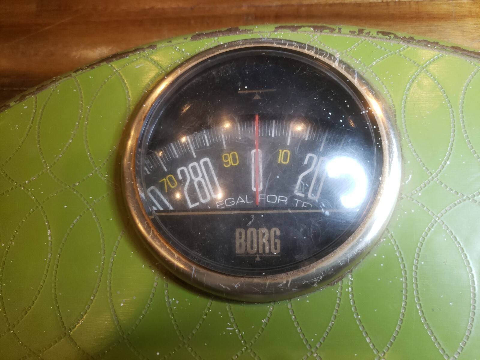 Borg Bathroom Scale Mid Century Magnifying Bubble Glass Green MCM ...