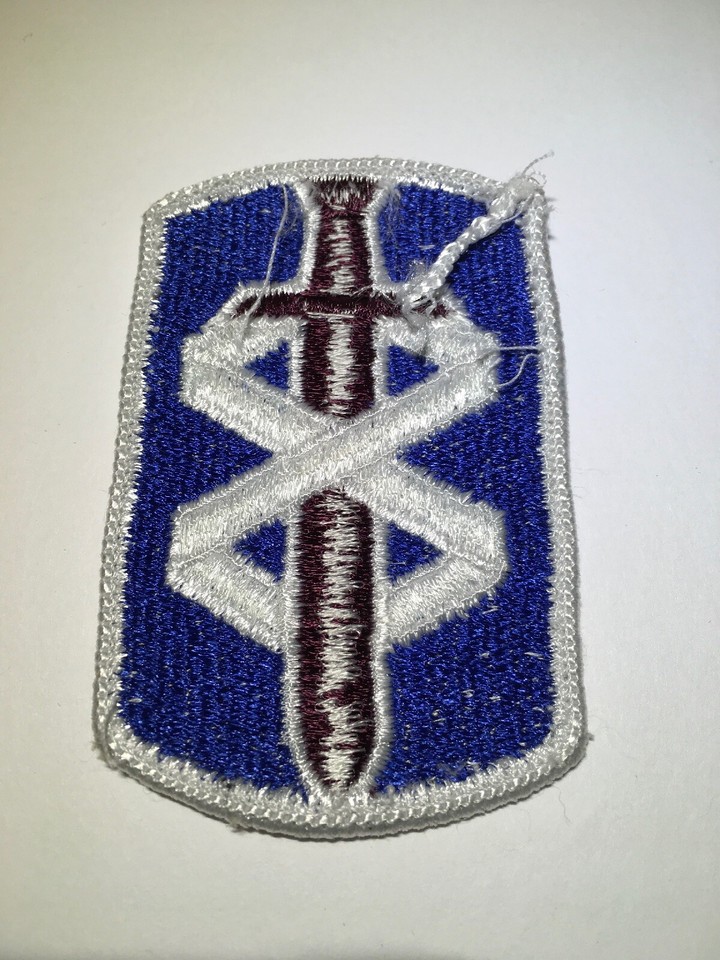 Vietnam Era U.S. Army 18th Medical Brigade Full Color Merrow Edge Patch ...