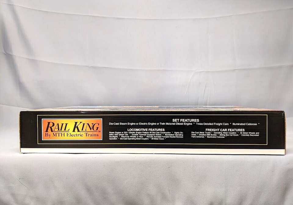 MTH Rail King #004 PRR Green 5-Stripe GG-1 Locomotive w/4 Freight Cars ...