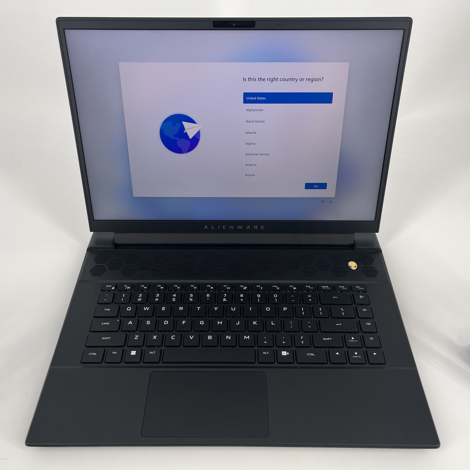 Dell Alienware M16 R1 240Hz QHD+ 3.0 GHz Ryzen 9 7845HX 32GB 1TB NVIDIA ...