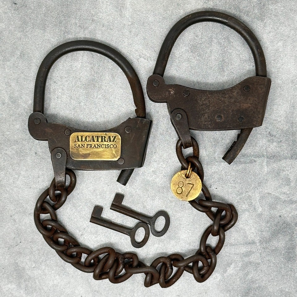 Alcatraz Prison Handcuffs, Iron Adjustable Cuffs with Chain & Antique ...