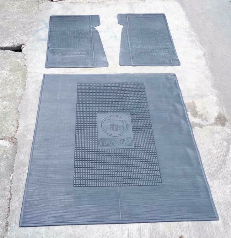 TOYOTA LAND CRUISER FJ40 BJ40 FLOOR MAT FLOOR CARPET INTERIOR RUBBER ...