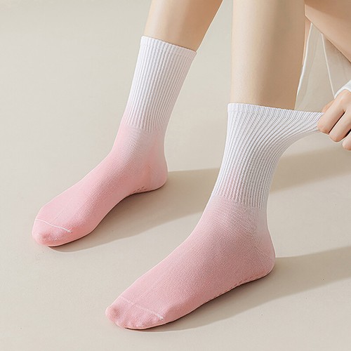 Gradient Color Mid-tube Yoga Socks Women Silicone Non-slip Stocking ...