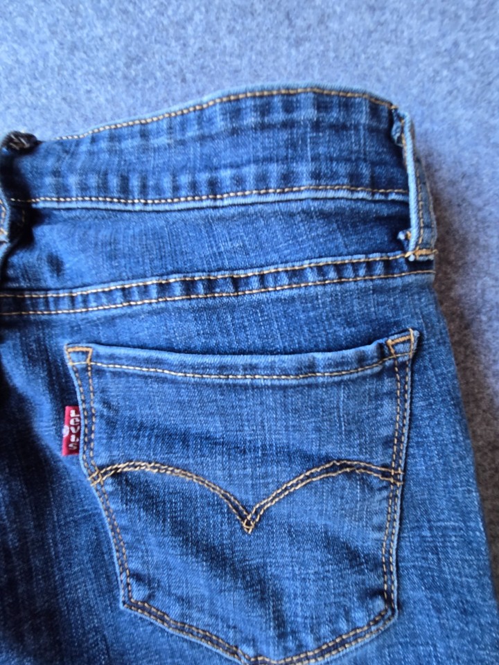 Levis Jean's Women's Jeans 711 Skinny Ankle Embrodery Factory Sample 28 ...