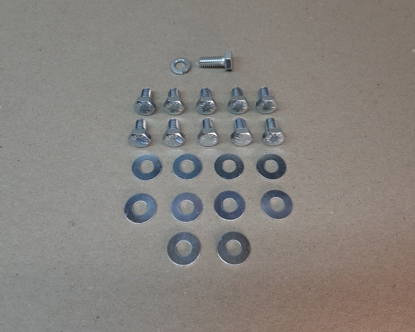 Holden 10 Bolt Salisbury Diff Cover / Hat / Plate Bolts HQ HJ HX HZ WB ...