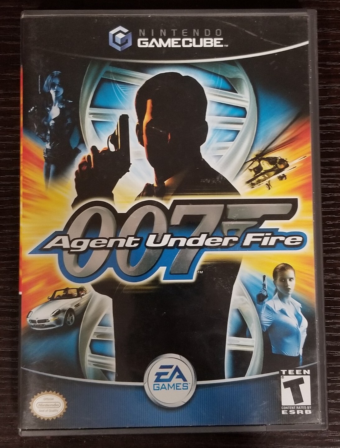 James Bond 007 in Agent Under Fire Player's Choice (Nintendo GameCube ...