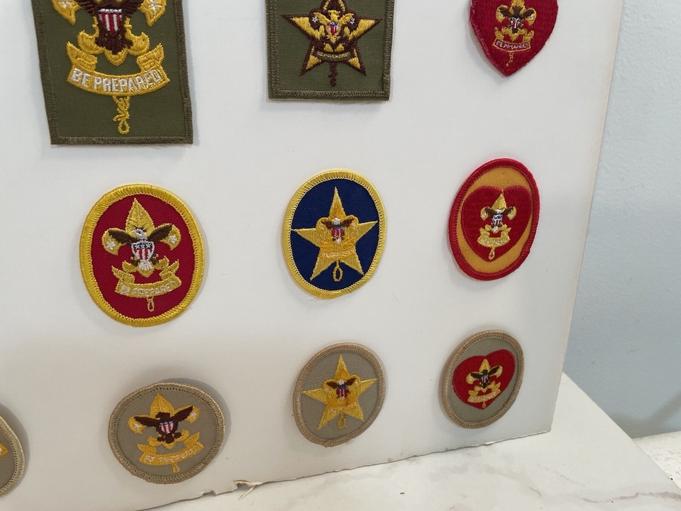 (30) Patches Vintage BOY SCOUT Rank Patches BSA From Estate 24x18” Lot ...