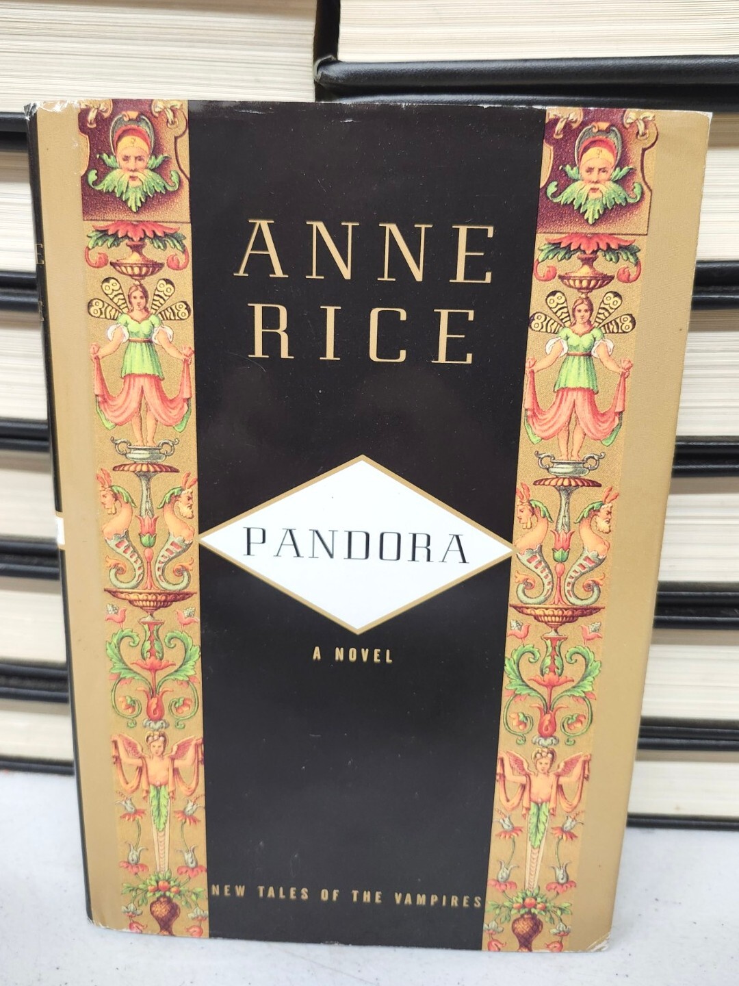 Anne Rice- New Tales of the Vampires - Series Pandora Hardback ...
