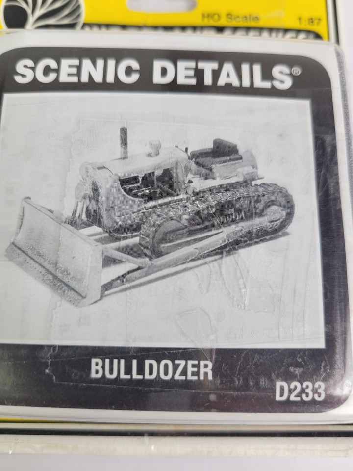 Woodland Scenics Ho Scale Bulldozer D233 | eBay