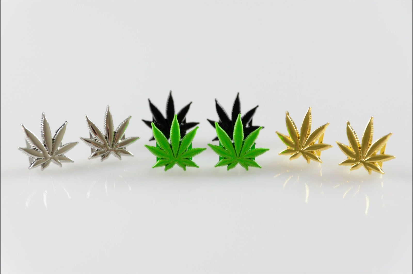 420 MARIJUANA LEAF METAL DUBRAES FOR SHOES WEED CHARM TAGS SHOE LACE ...