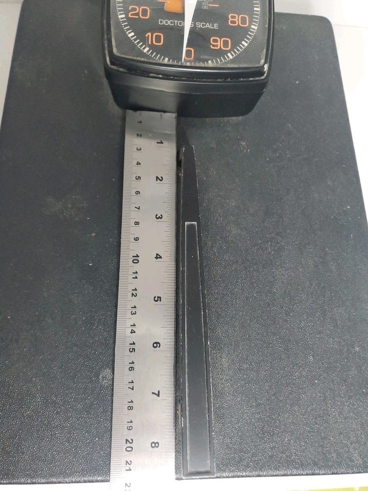 Vintage Health O Meter Narrow Doctor's Scale with Lifting Handle 300LBS ...