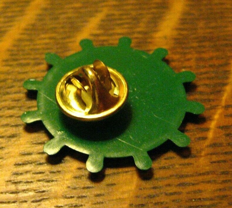 Great River Road AR Lapel Pin - Vintage Souvenir Scenic Arkansas USA ...