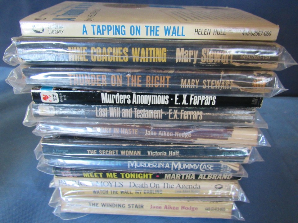 Vintage Mystery Thriller Paperback Lot of 23 Books Elizabeth Peters ...