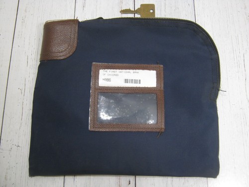 VTG ARCO RIFKIN Co LOCK BANK NIGHT DROP DEPOSIT CASH BAG W/KEY FNB OF ...