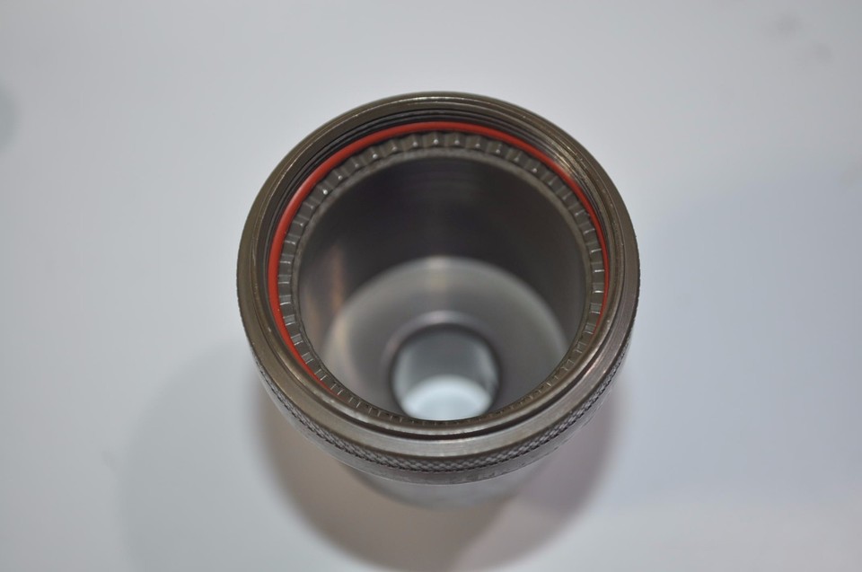 NEW ISODYNE RFI/EMI Electrical Connector Backshell Part# ISOHS150NF2504 ...