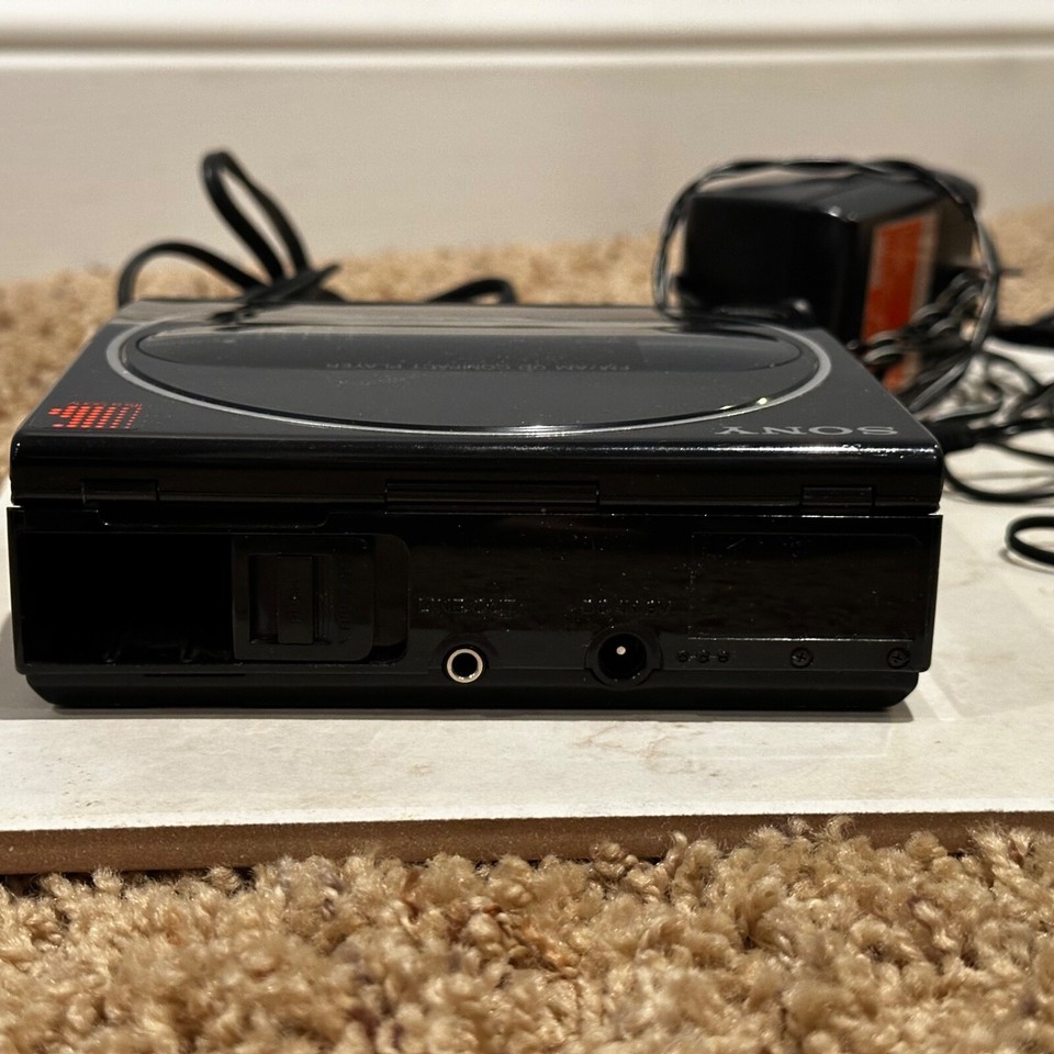 Sony D-T3 Discman FM/AM CD Compact Disc Player w/ Car Kit Cassette Tape ...