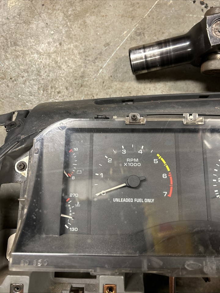 87-89 Ford Mustang 140 MPH Speedometer Gauge Cluster 7K Instrument Dash ...