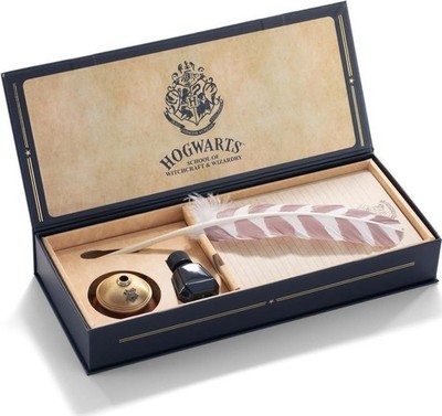 Gadget - Wizarding World - Hogwarts Writing Quill Set - Noble ...