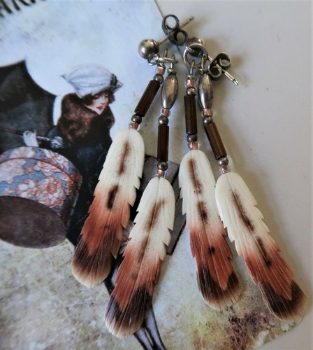 Vintage 6cm Long Hand Decorated Indian Resin Feather Post Dangle ...