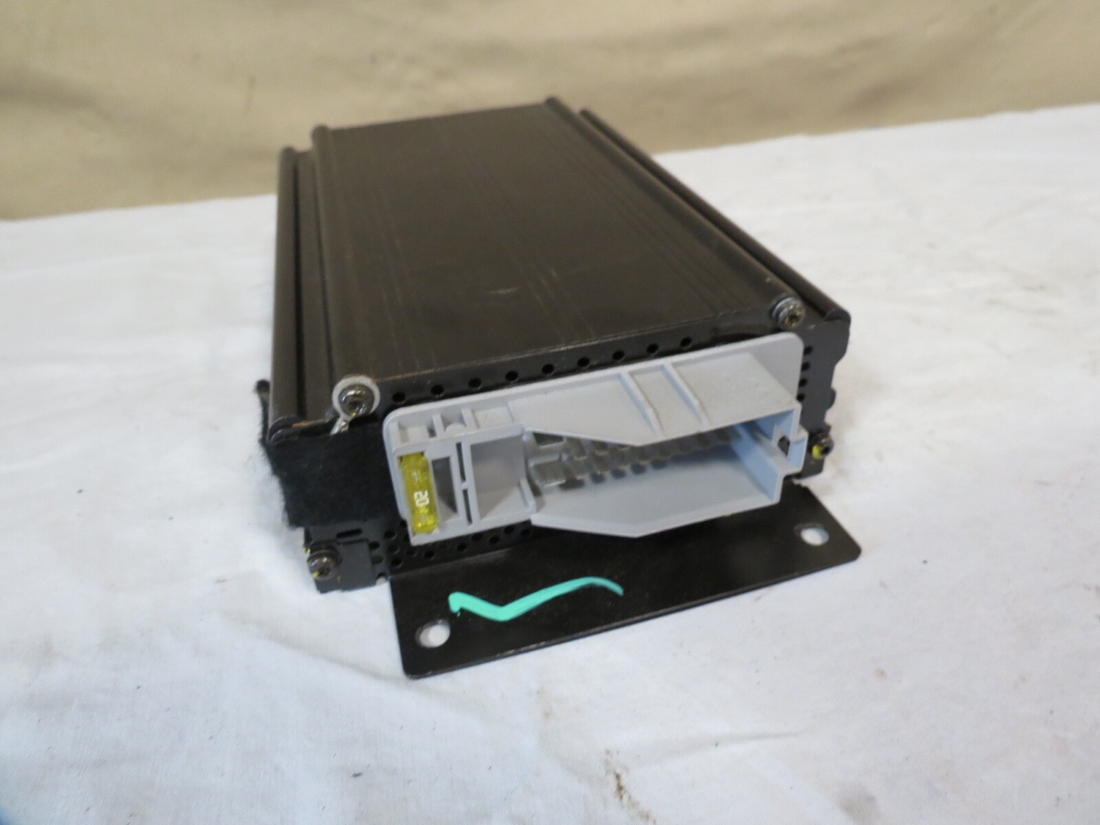 01-04 Mercedes SLK r170 Stereo Audio Radio Amplifier Control Module AMP ...