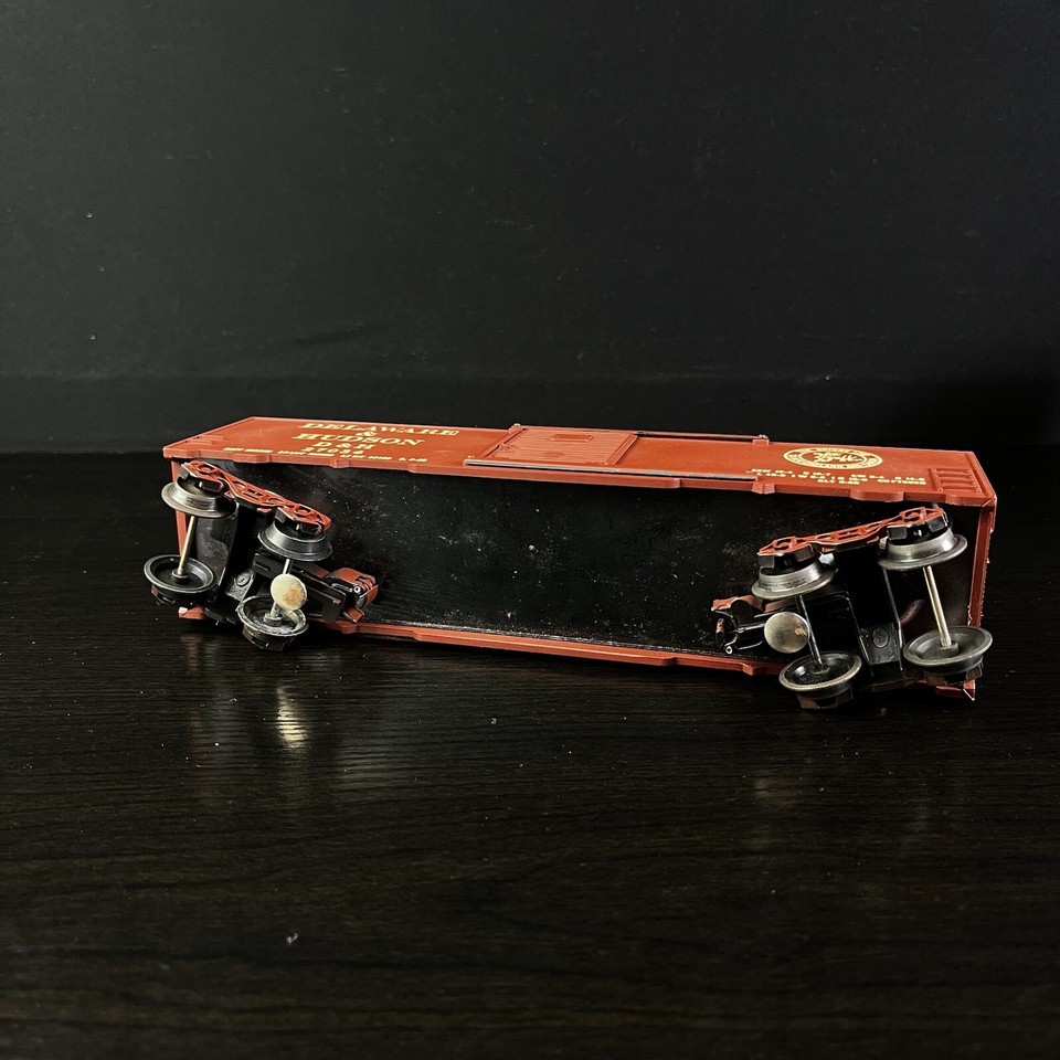Kusan KRIS MODEL TRAINS Delaware & Hudson Freight Car #27034 New | eBay