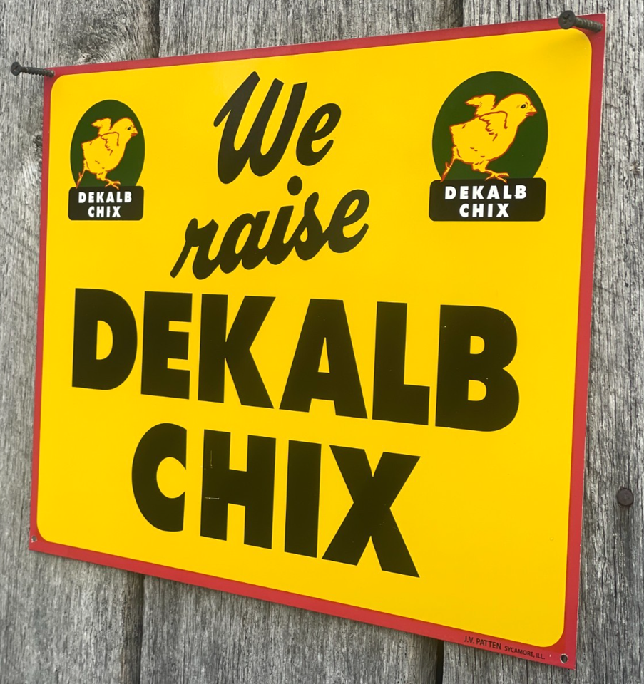 VINTAGE 1950s WE RAISE DEKALB CHIX FEED SEED 14" METAL FARM SIGN J.V ...