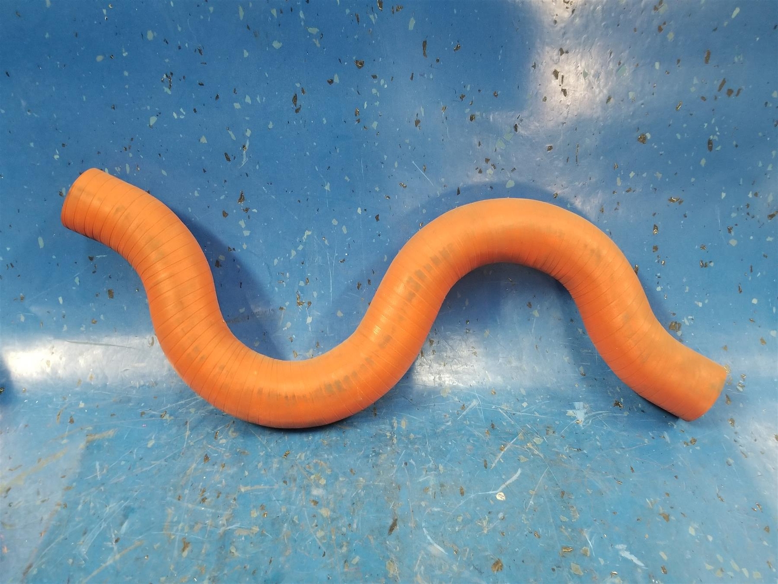 Blue Bird 01935295 HOSE, RAD, LWR, 2.00 ID, FORMED | eBay