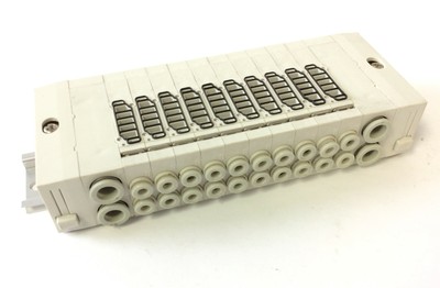 SMC SS5Y3-45-10B-C4 Pneumatic Solenoid Manifold Base DIN Mount Ports 5/ ...