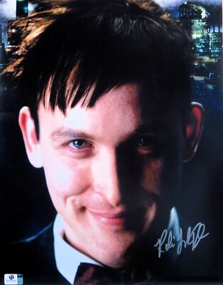 Robin Lord Taylor Signed Autographed 11X14 Photo Gotham Oswald ...