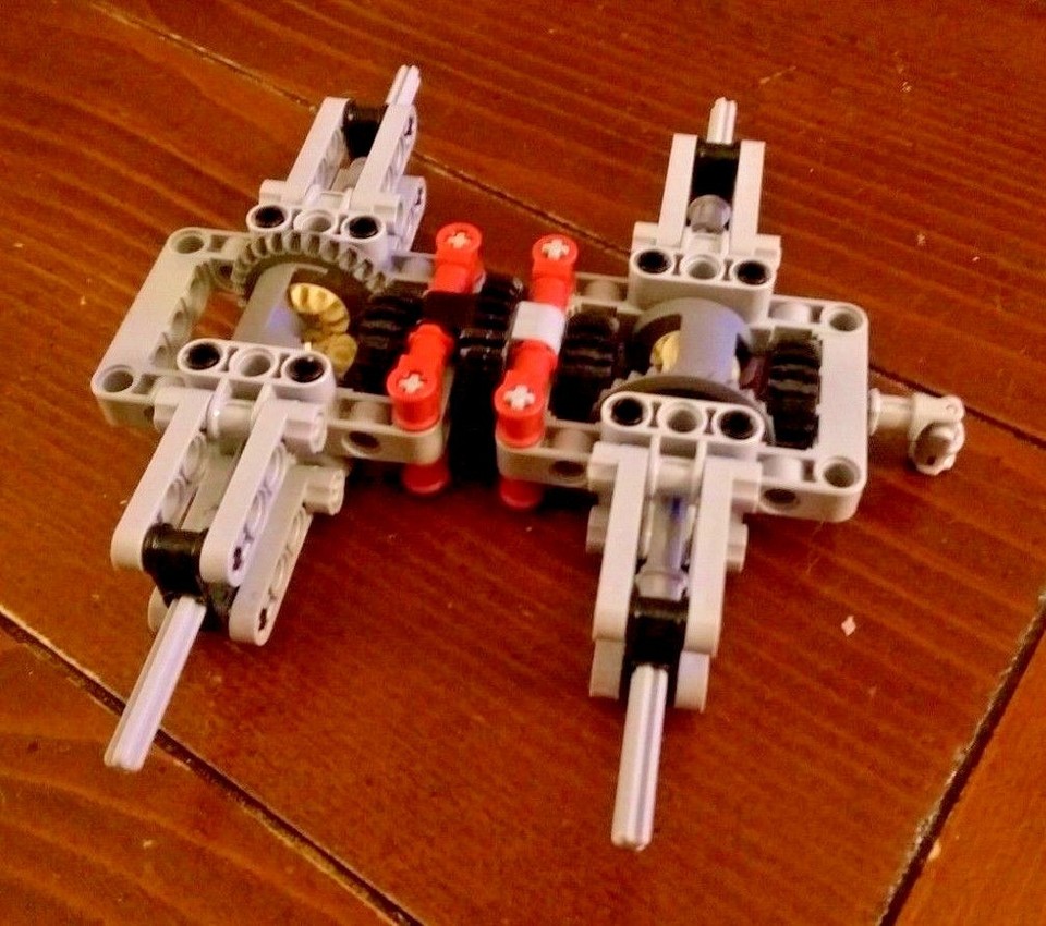 LEGO Technic Chained Frame Differential assembly with wheels extension ...