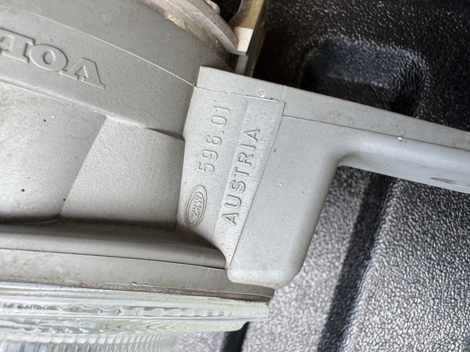 2001-2007 Volvo Fog Light V70 XC70 Left+Right Set OEM D7961 DG1 USED | eBay