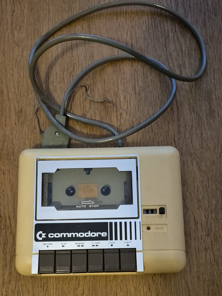 Commodore 64 Computer Bread Bin C64 Bundle with Datassette, Joystick ...