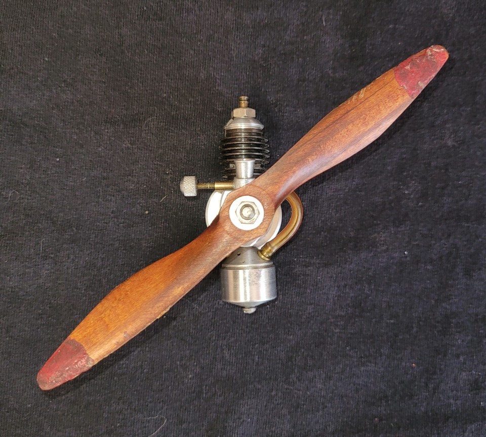 Vintage K&B Torpedo Infant .020 With Wooden 6" Prop Very Good Condition ...