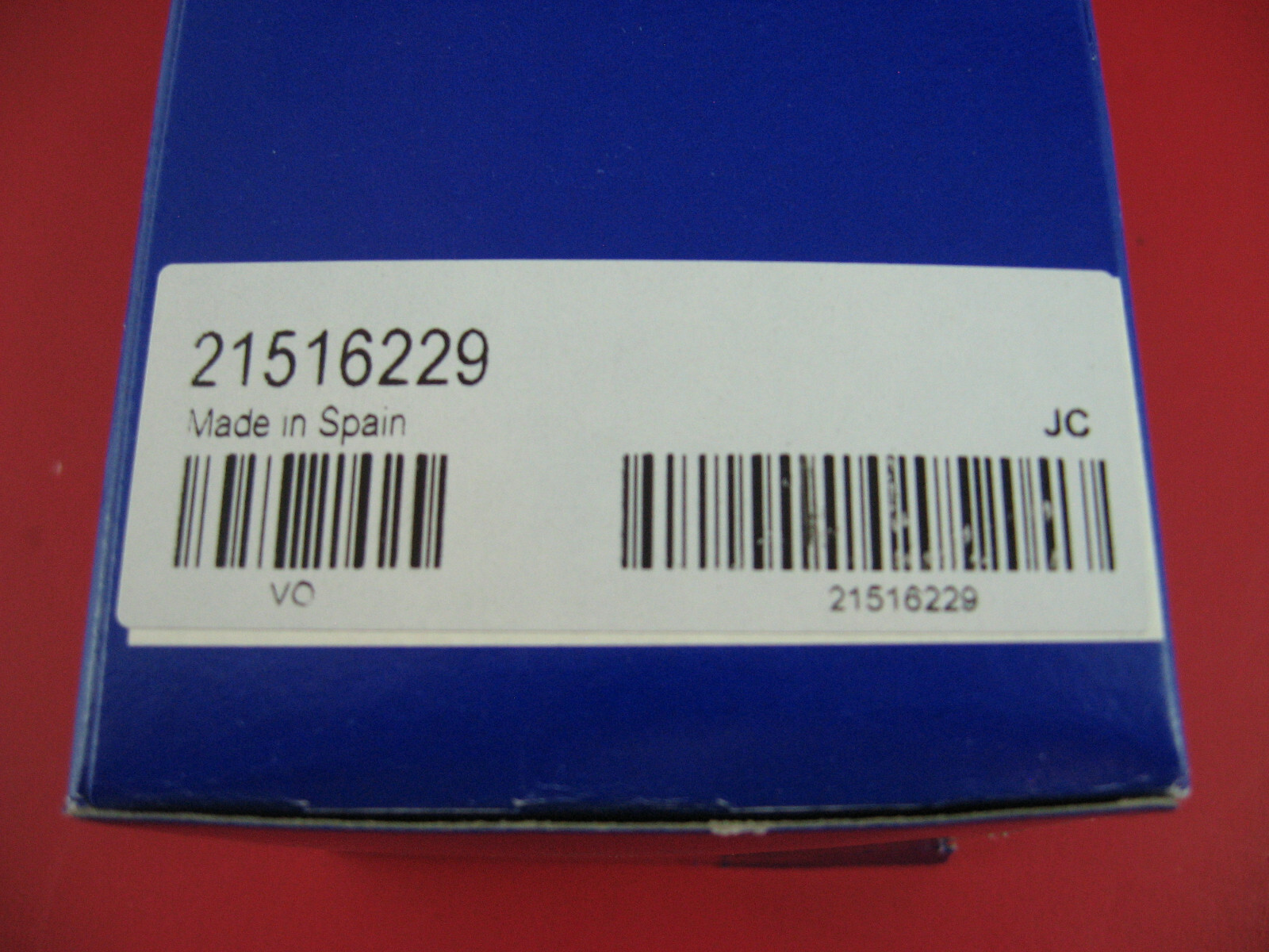 Genuine OEM Volvo 21516229 DEF Filter Kit in Volvo Box NEW