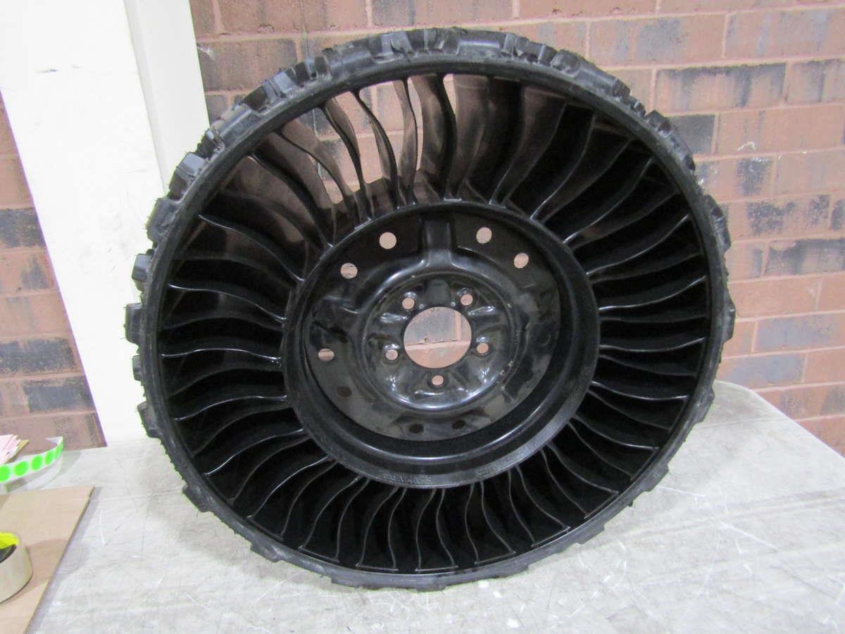 Michelin 26x9N14 XTweel Airless Radial UTV ATV Tire 4x110/52mm | eBay