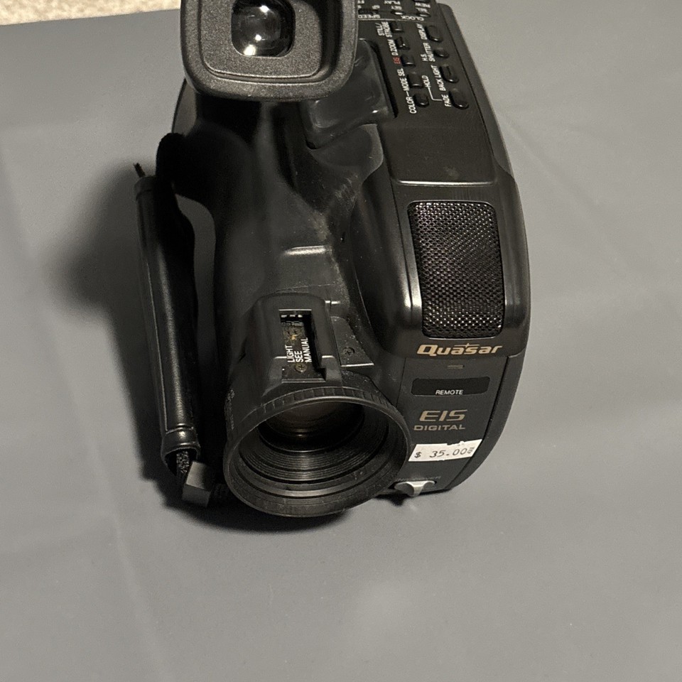 Quasar QuarterBack VHS Compatible Digital Zoom Camcorder VM539 ( No ...