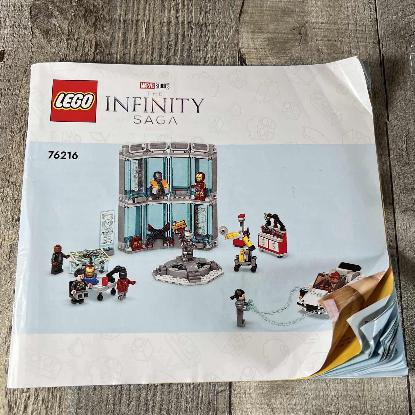 LEGO 76216 Marvel The Infinity Saga IRON MAN ARMORY Pre-Owned Complete ...