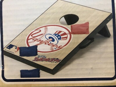 MLB New York Yankees Toss Mini Corn Hole Game w TWO BOARDS /8 Bean Bags ...