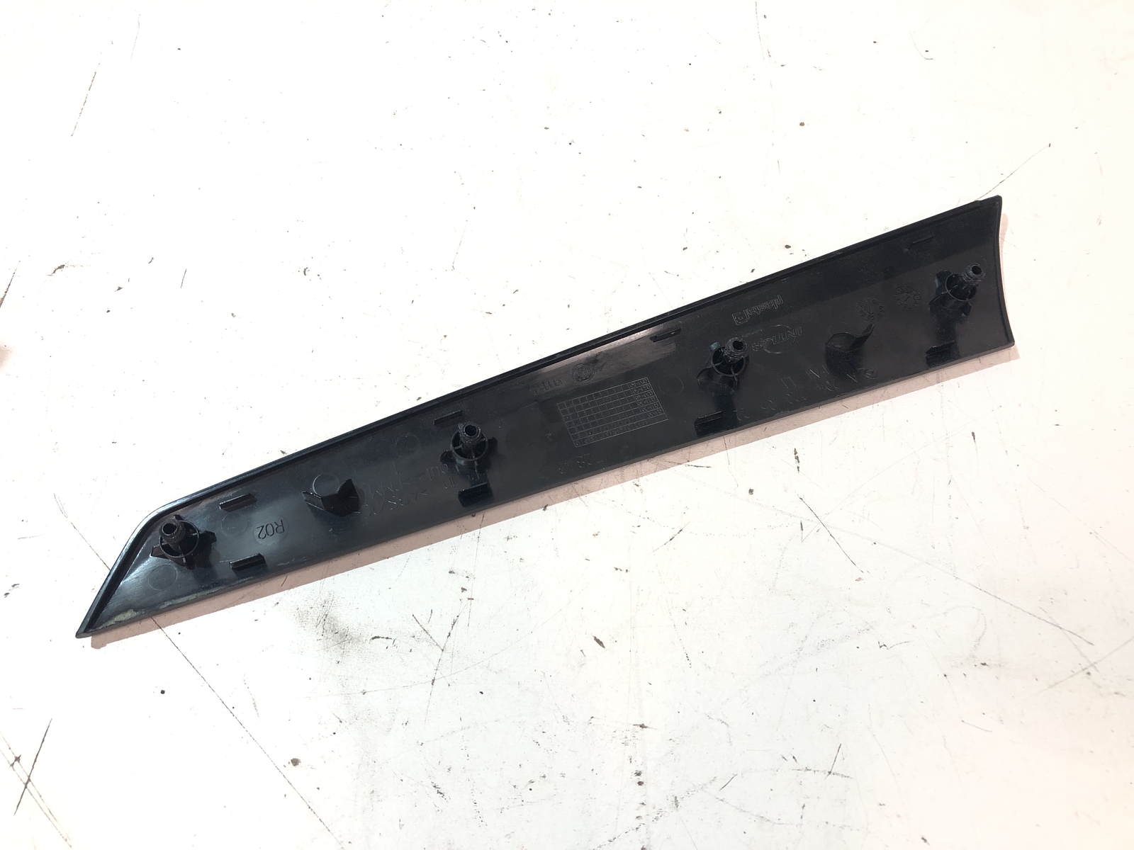 Zierleiste Türleiste vorne links Mercedes W204 c-Klasse A2047200522 ...