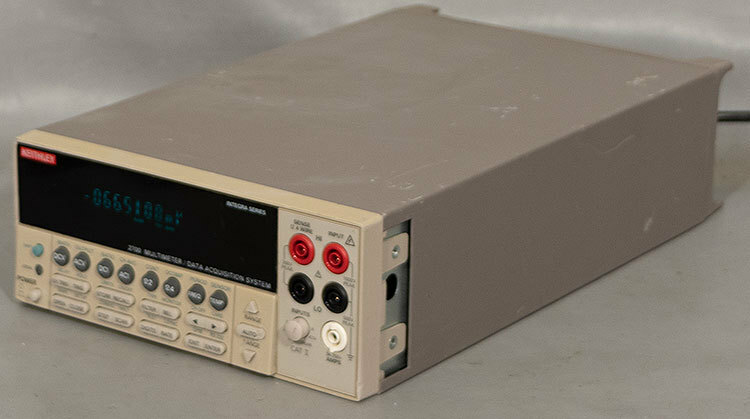 Keithley 2700 Multimeter/Data Acquisition/Switch System w/7700 20-Ch ...