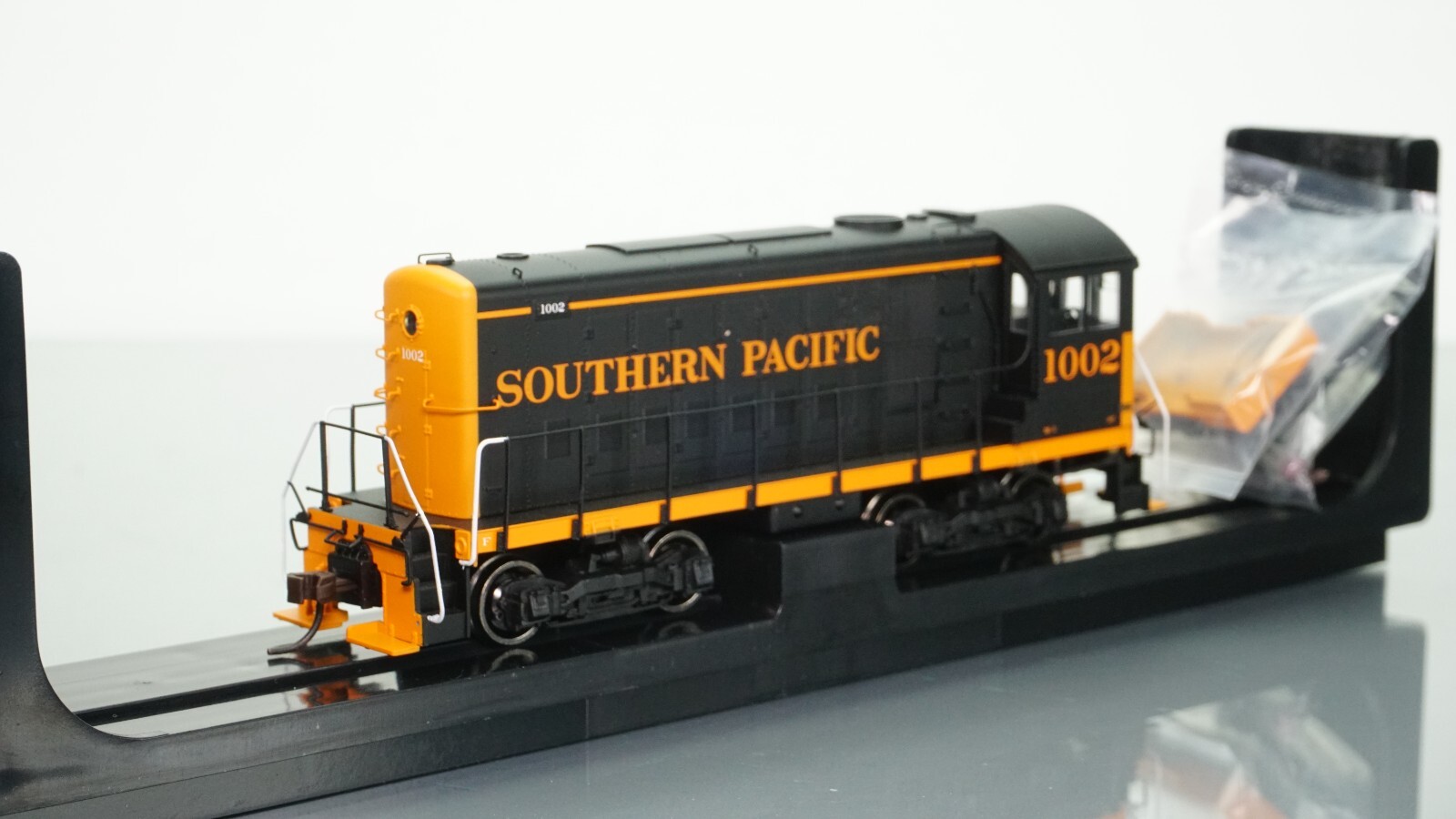 Atlas Master Gold HH600/660 Southern Pacific 1002 DCC w/Sound HO scale ...