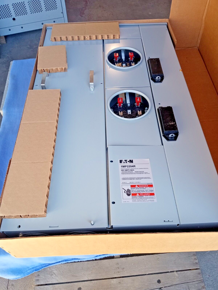 Eaton Meter Pack Socket: 200A 125A, Bus: 400A In/outdoor, 1 Ph 120/240V ...