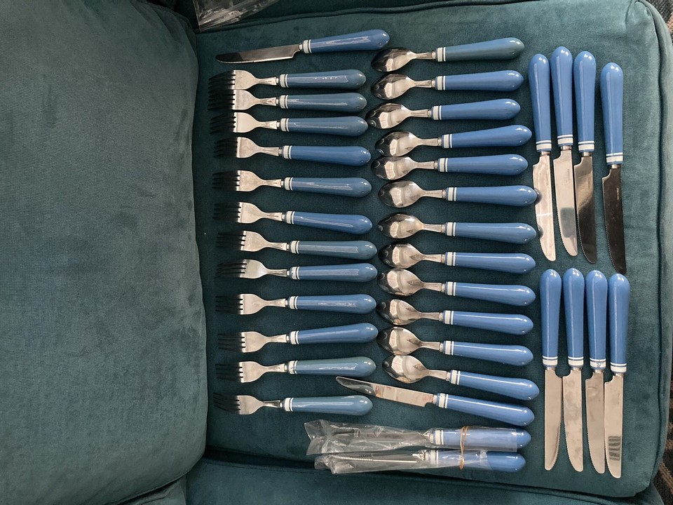 Gibson? 36 pieces Stainless Steel Flatware Blue Handles. 12-3 Pc ...
