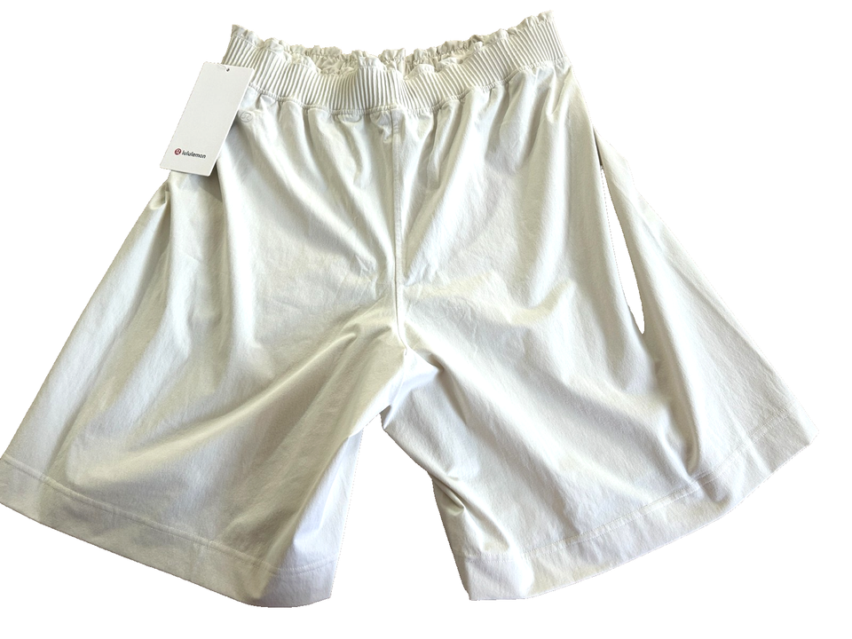 Lululemon Shorts womens Stretch Woven Ruffle Waist HR 9" Bone White ...