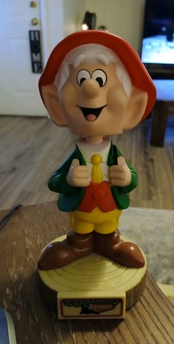 2002 Advertising Ernie Keebler Elf Bobblehead & Crayon Sharpener 8 ...