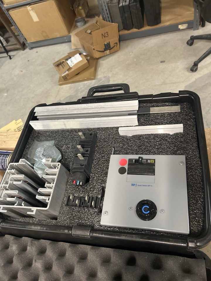 Square D / Schneider Electric Circuit Breaker Test Kit – Industrial ...